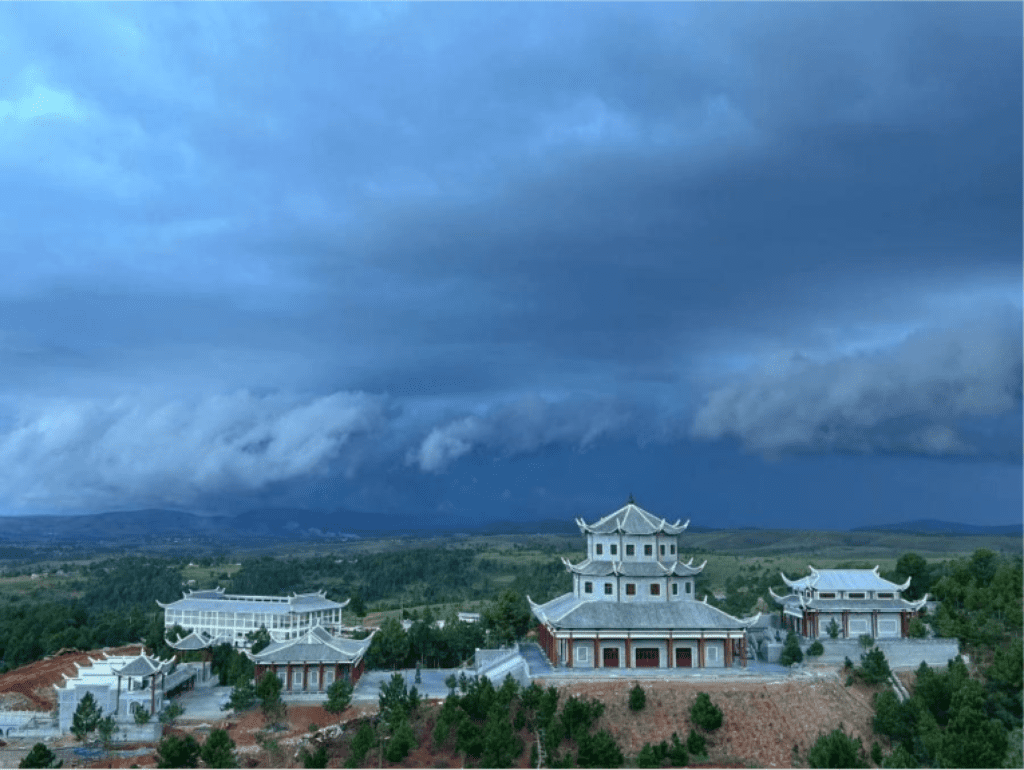 Xizu Monastery – Madagascar - Jinghui Guangxuan Symphony Orchestra
